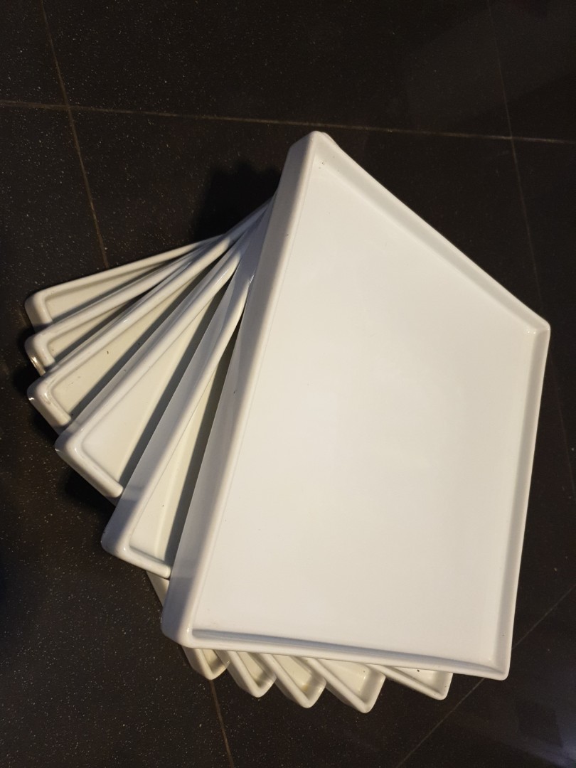 Square Plates, Furniture & Home Living, Kitchenware & Tableware ...