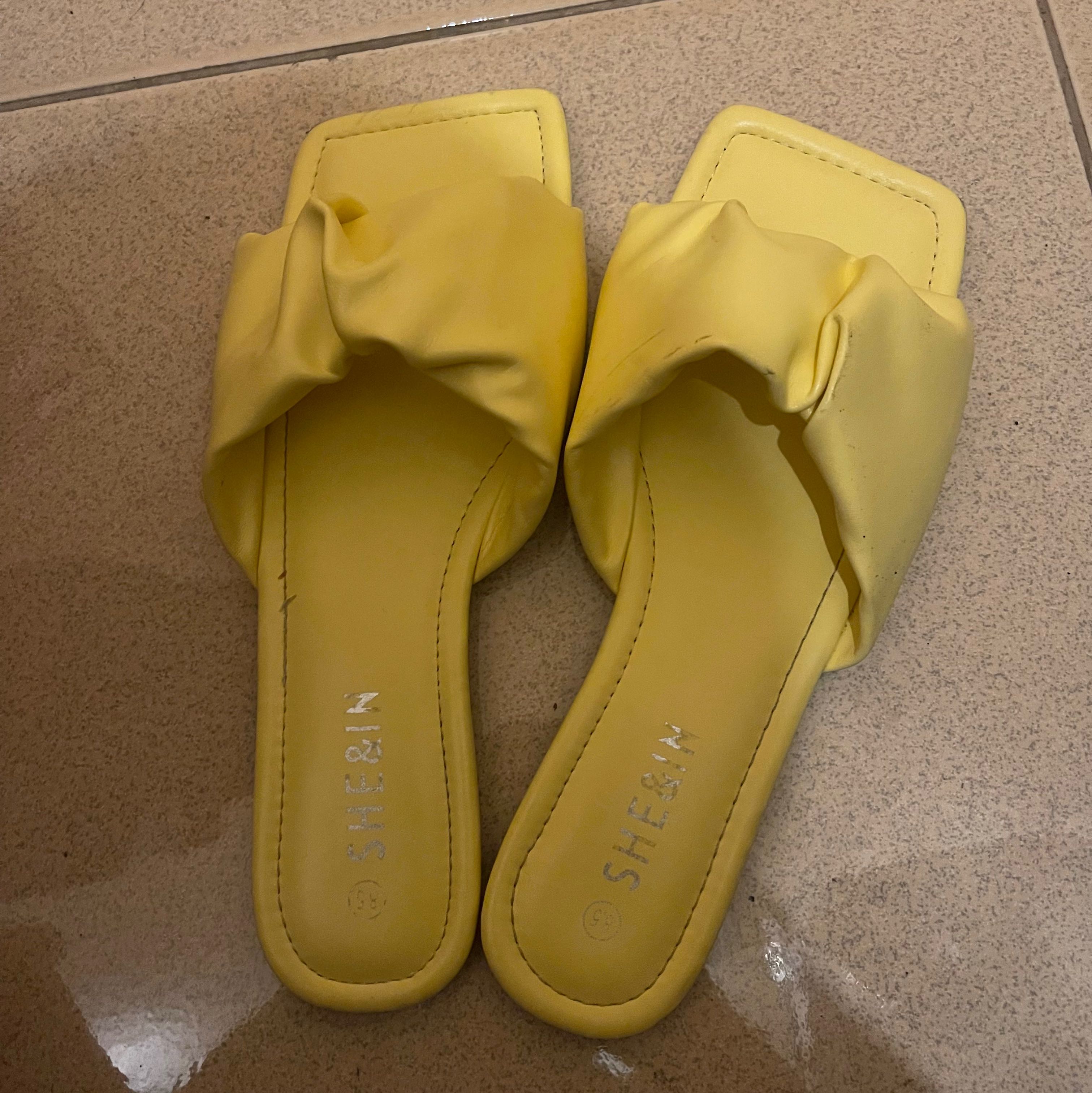 Yellow Slides, Women's Fashion, Footwear, Flats & Sandals on Carousell