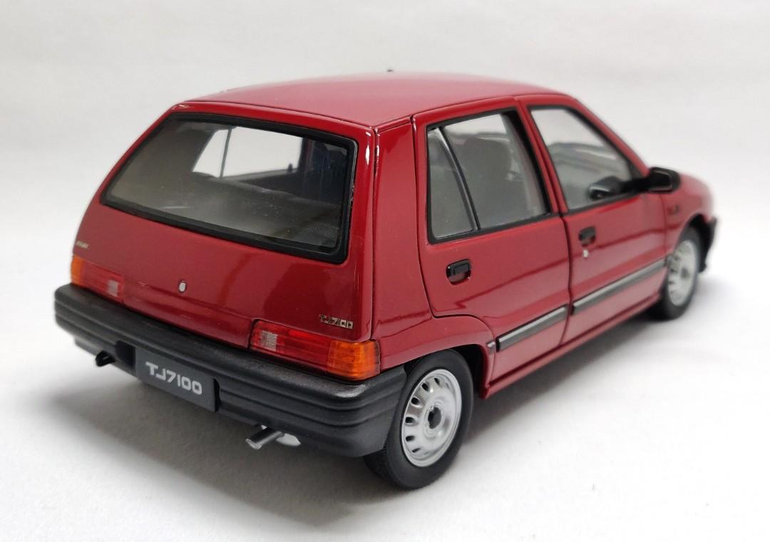 原廠 1/18 天津夏利 TJ7100, 興趣及遊戲, 玩具 & 遊戲類 - Carousell