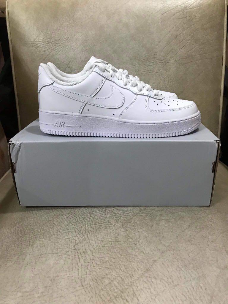 Air force 1 triple white, Men's Fashion, Footwear, Sneakers on Carousell