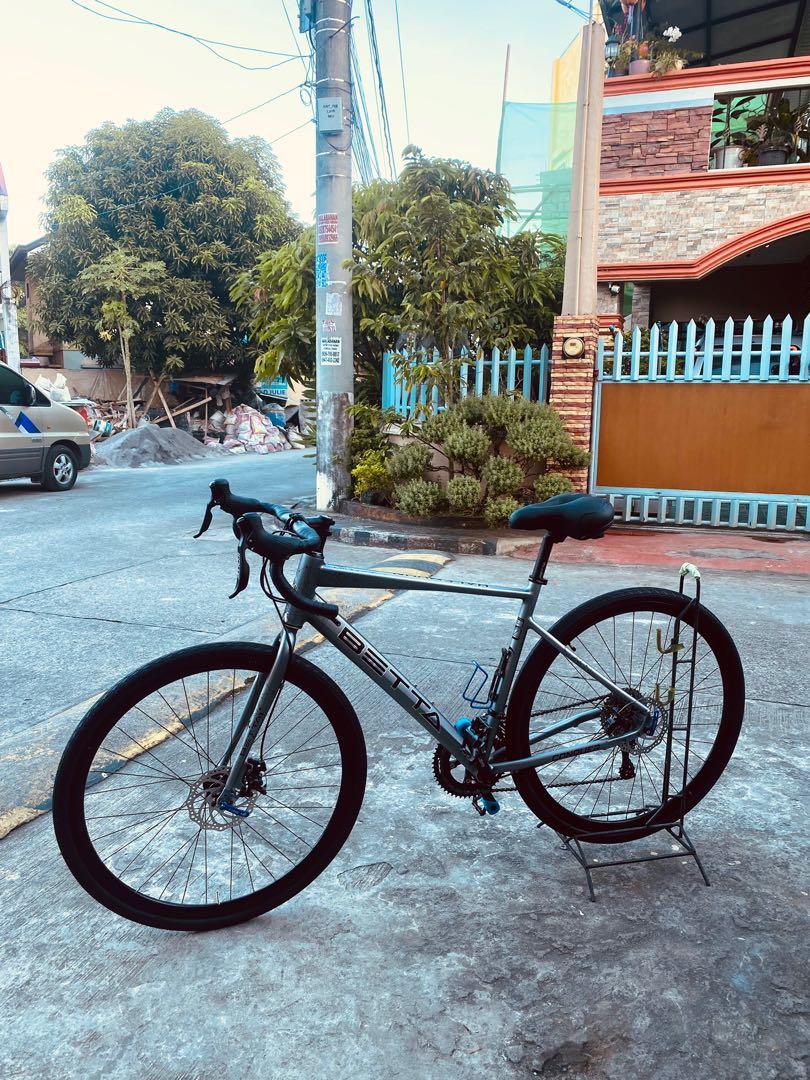 Betta halfmoon gravel bike 2022 model (Lady owned), Sports Equipment ...