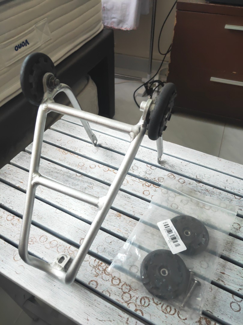 Brompton lightweight aluminium silver Q rack with original brompton ez ...