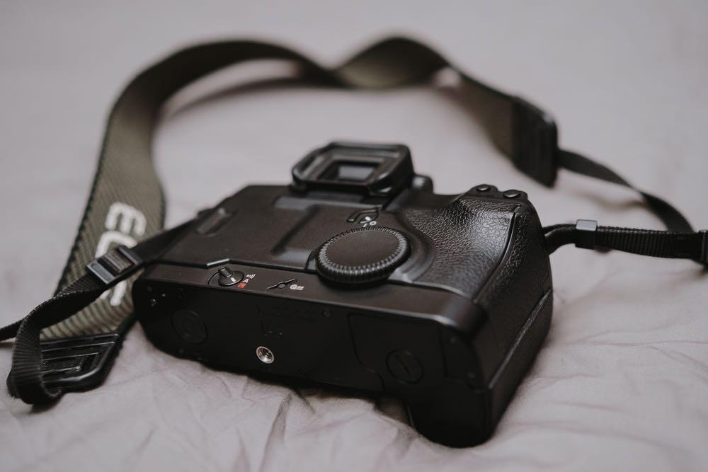 Canon EOS 3 (film), Photography, Cameras on Carousell