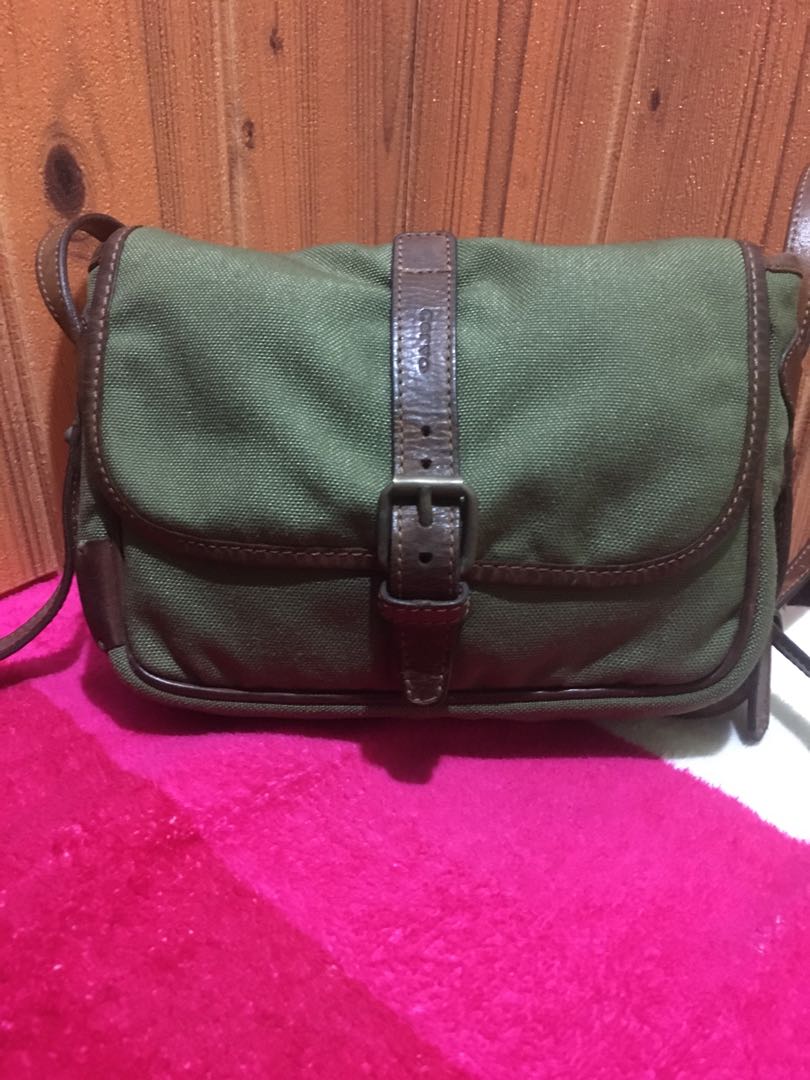 Cervo Sling Bag, Women's Fashion, Bags & Wallets, Cross-body Bags on ...