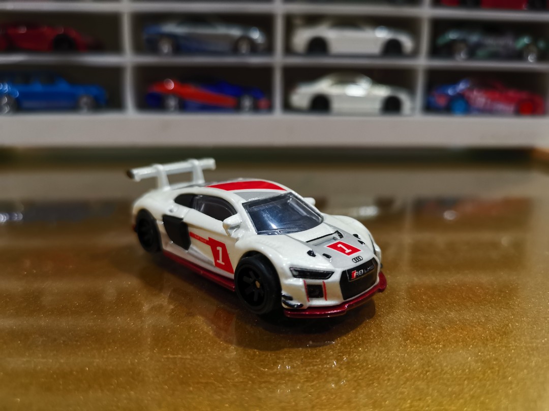 Hot Wheels Audi R8 LMS, Hobbies & Toys, Toys & Games on Carousell