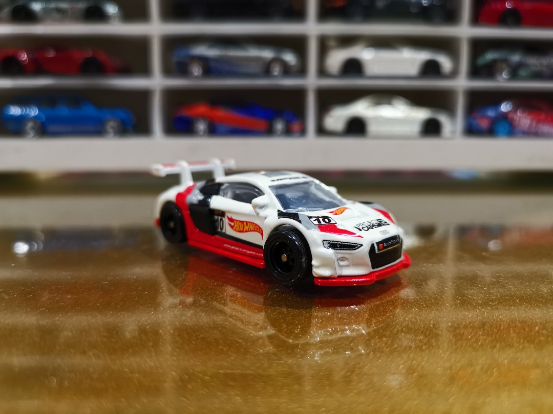 Hot Wheels Audi R8 LMS, Hobbies & Toys, Toys & Games on Carousell