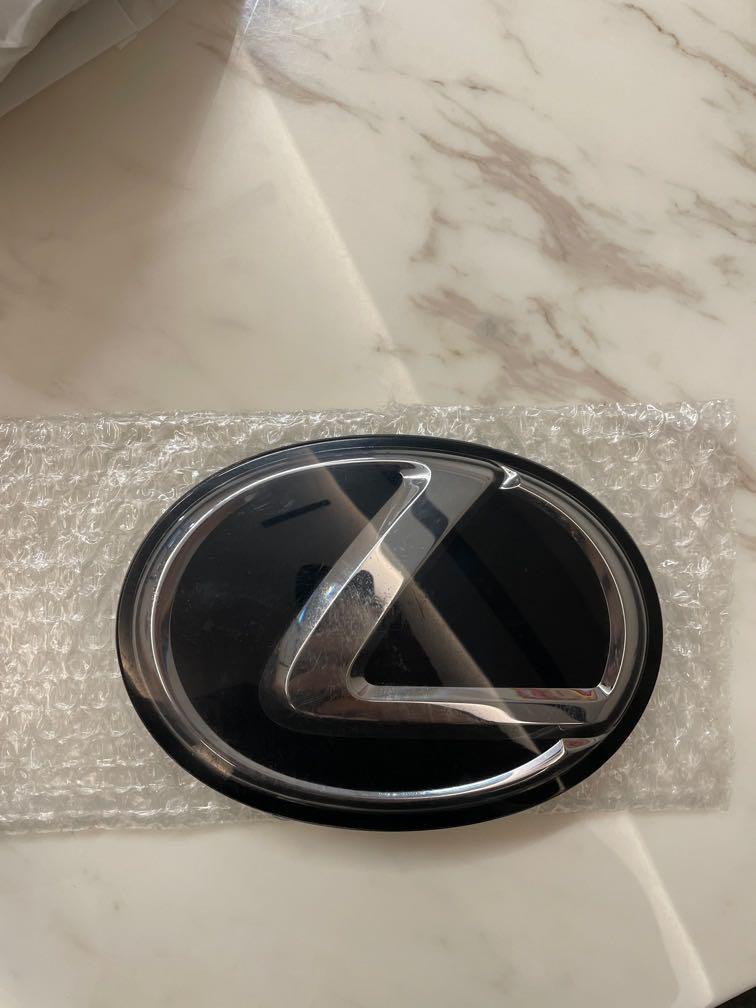 Lexus IS250 front emblem, Car Accessories, Accessories on Carousell