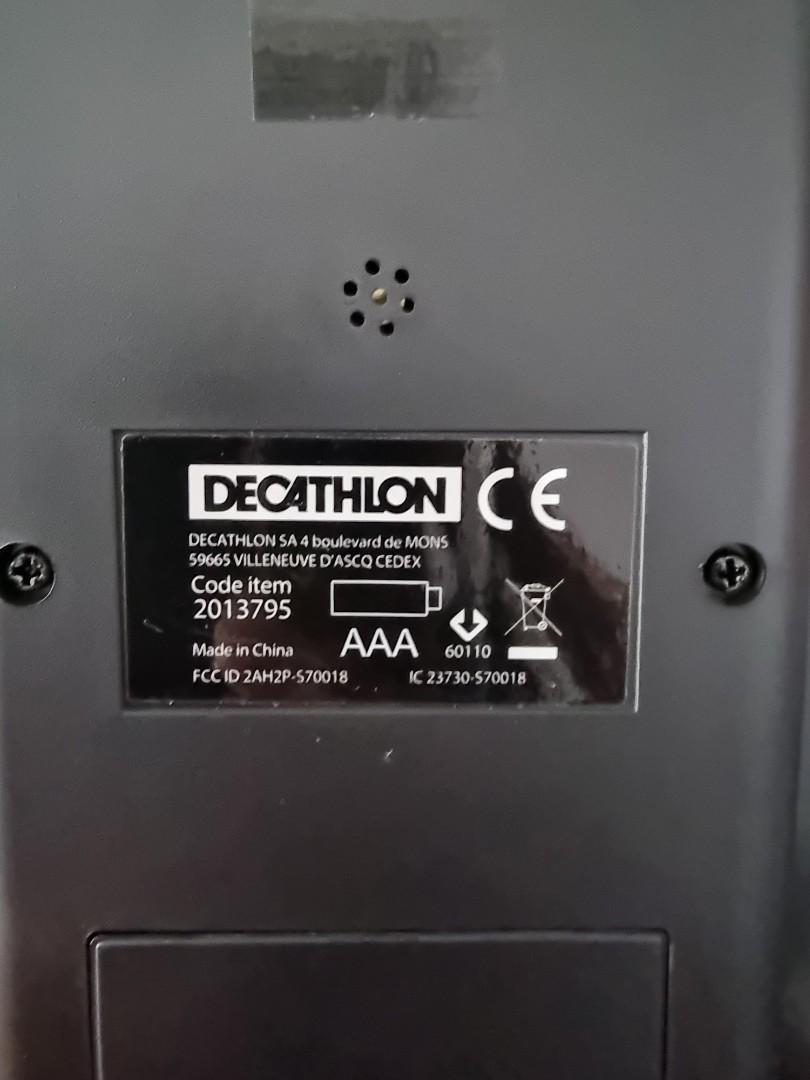 Newfeel Decathlon Weighing Scale. Can measure fats, bmi, water etc ...