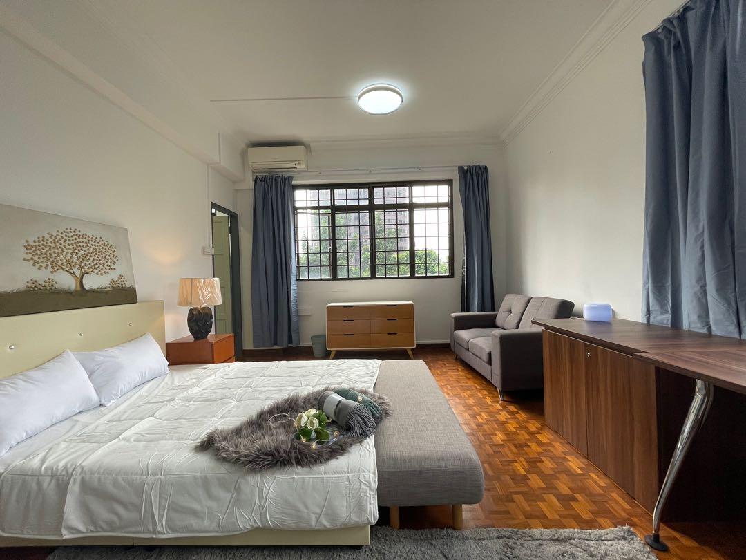 Common room Nice Quiet Environment with Amazing Views & Spacious Rooms ...
