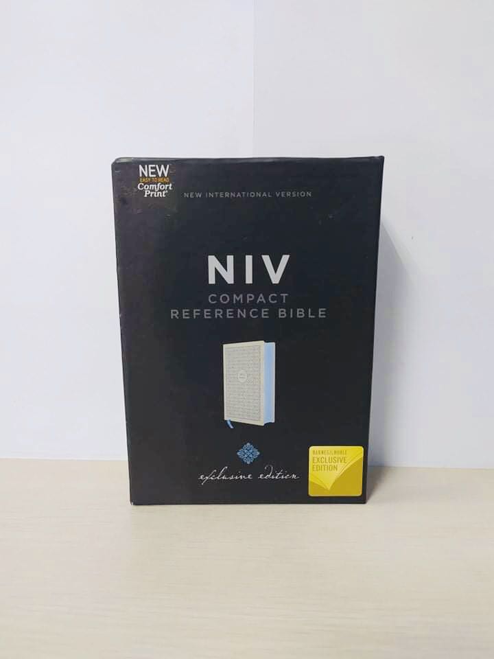 NIV Compact Reference Bible Exclusive Edition, Hobbies & Toys, Books ...