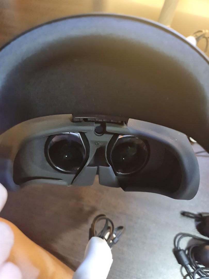 PSVR Gen 1 Full Set + 2 Motion Controllers, Video Gaming, Gaming ...