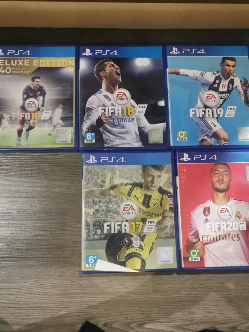 Selling old fifa games, Video Gaming, Video Games, PlayStation on Carousell