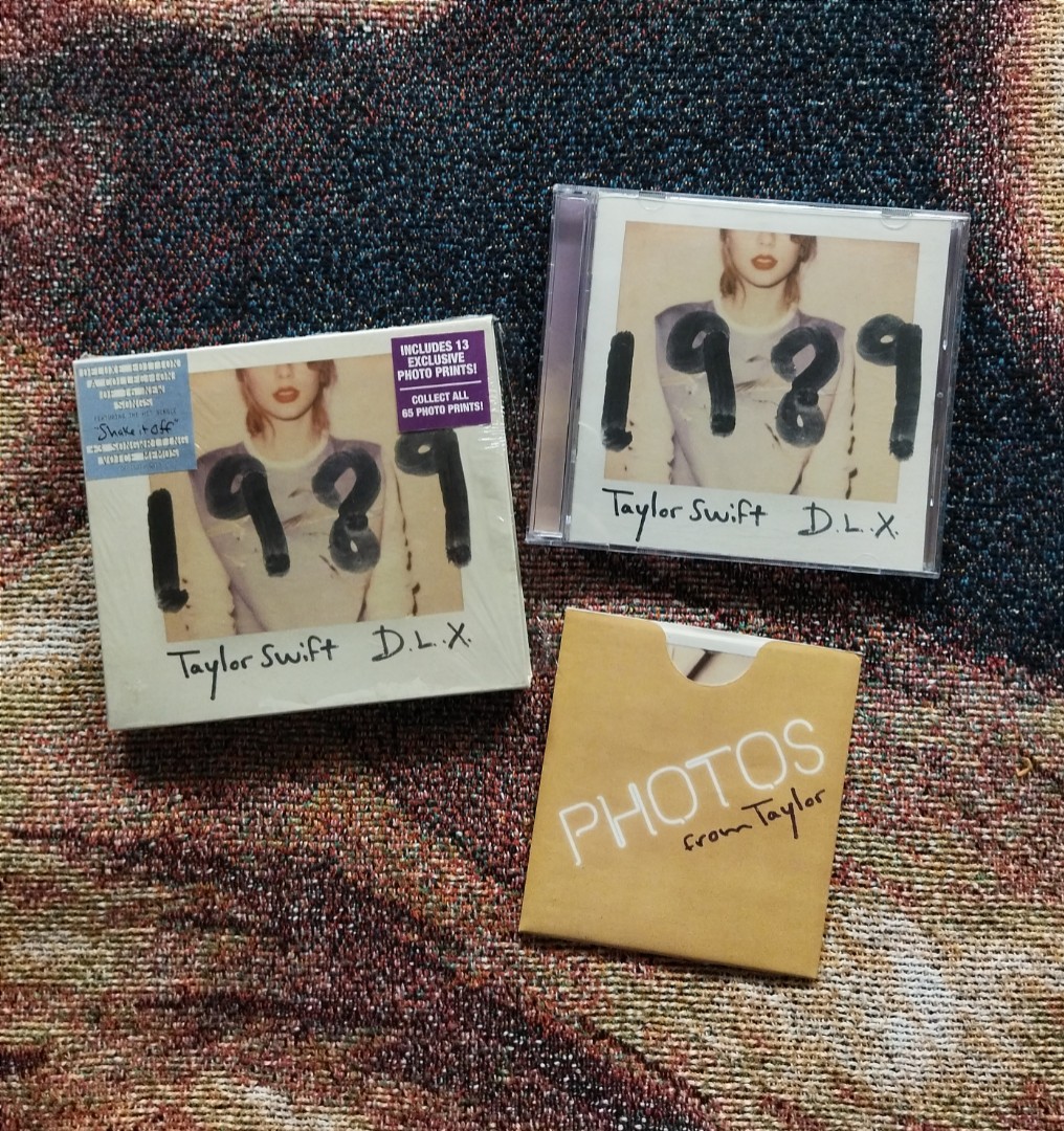 Taylor Swift 1989 DLX PH Edition w/ Polaroids, Hobbies & Toys, Music ...