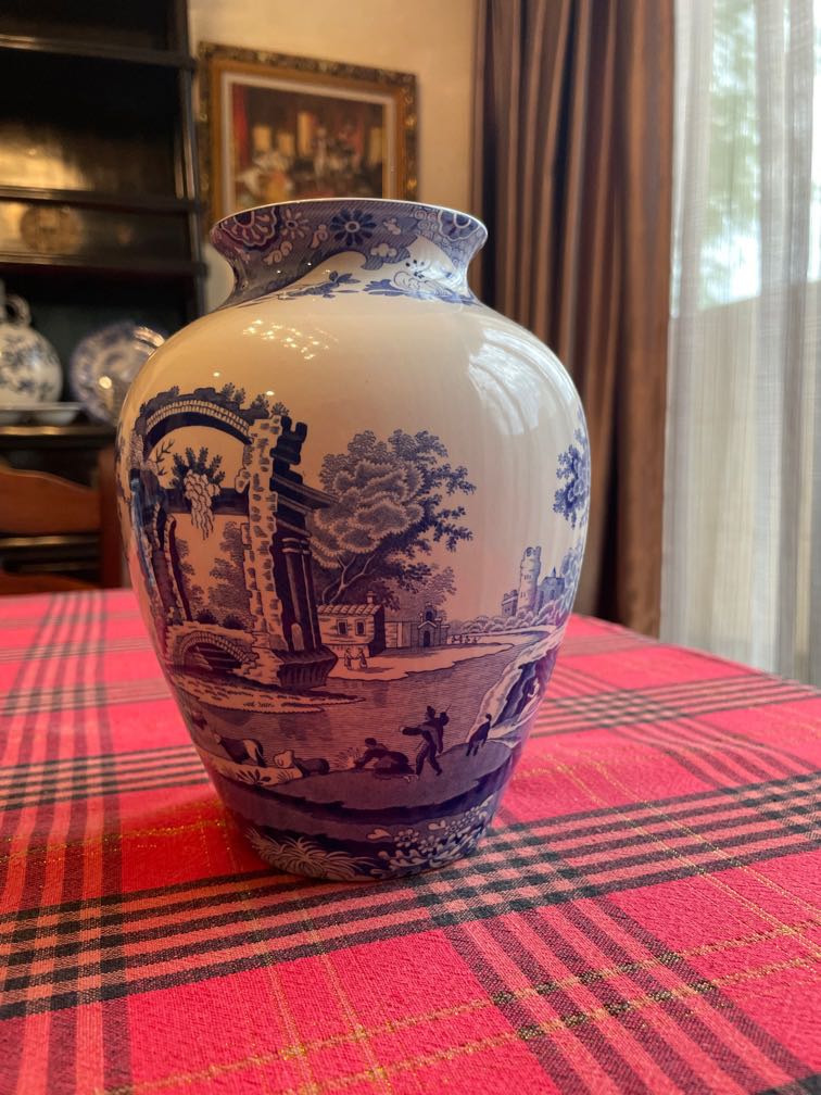 The Spode vase, Hobbies & Toys, Memorabilia & Collectibles, Vintage ...