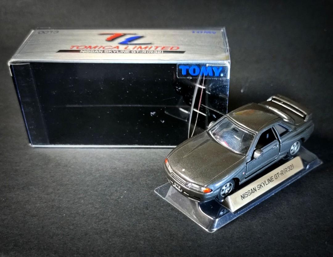 Tomica Limited 0013 Nissan Skyline GT-R R32 (2001), Hobbies & Toys, Toys & Games on Carousell