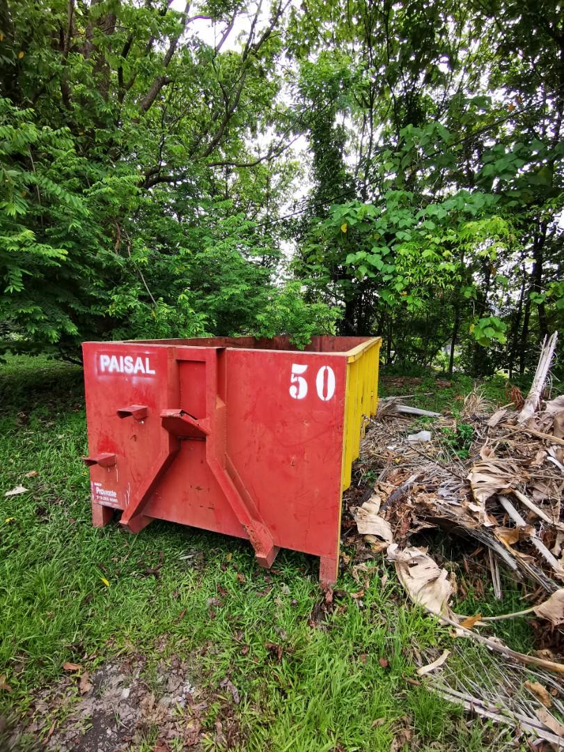 Tong roro 4ft, Services, Others on Carousell