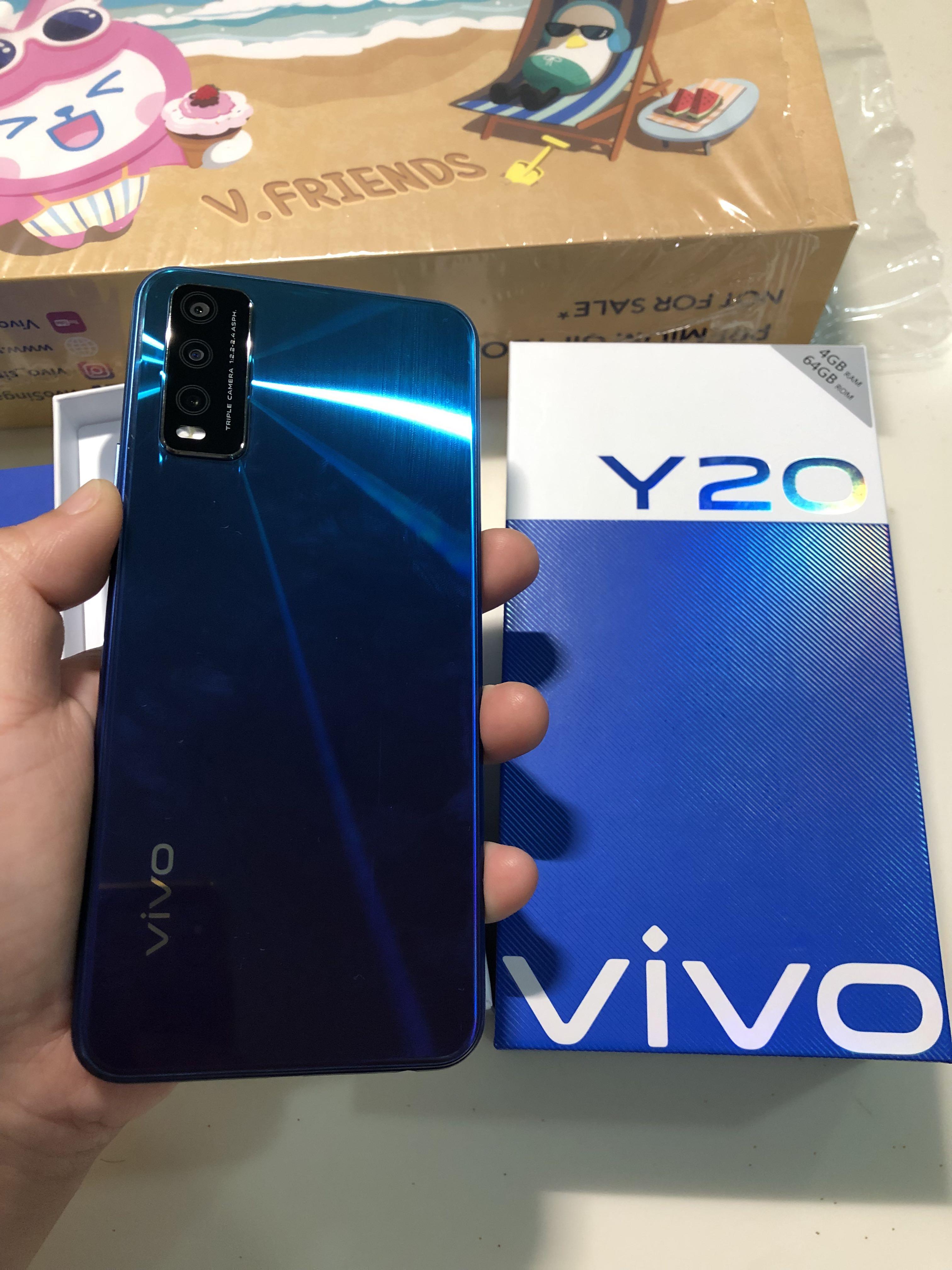 Vivo Y20 Nebula Blue Mobile Phone and Free Vivo Premium Gift Set ...