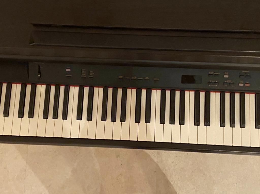 CLP 820 Yamaha Clavinova Electric Piano, Hobbies & Toys, Music & Media ...