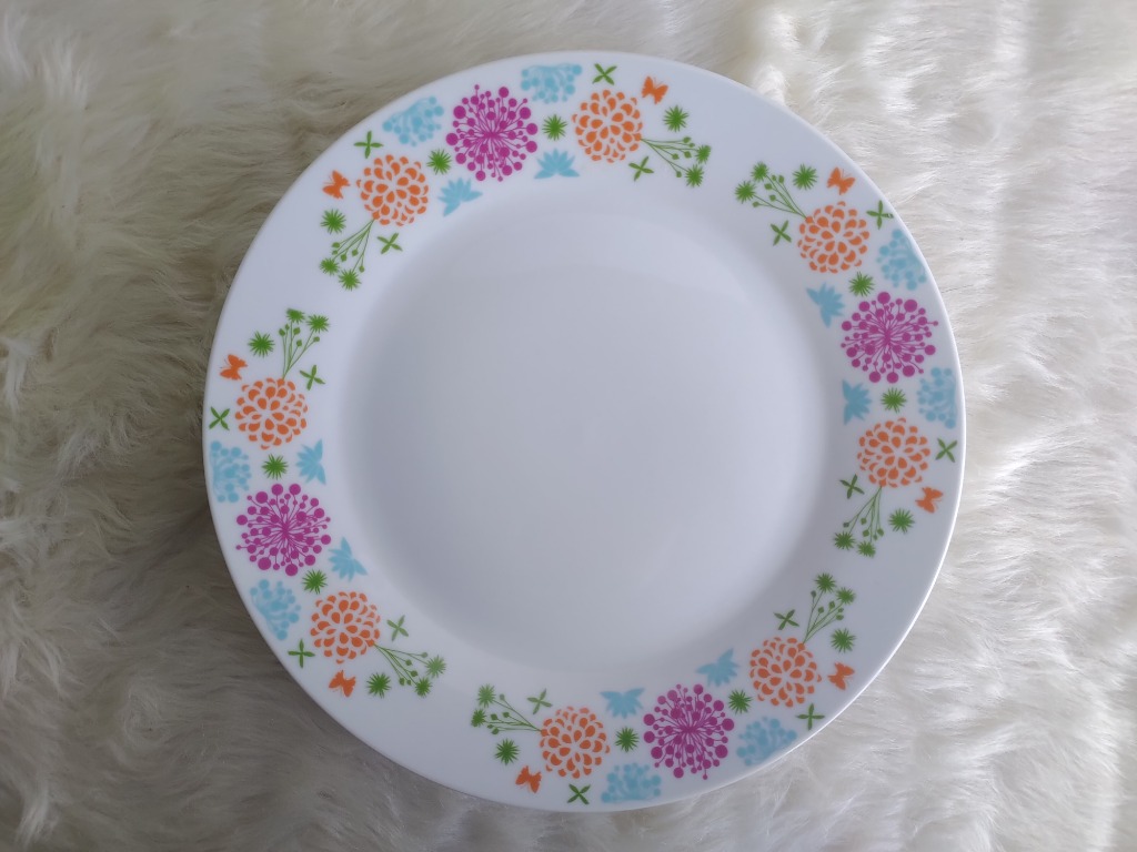 AVON 4pc Porcelain Plate Set, Furniture & Home Living, Kitchenware ...