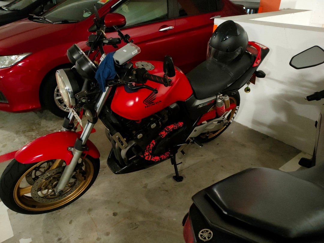 Cb400 Vtec spec 3, Motorcycles, Motorcycles for Sale, Class 2A on Carousell