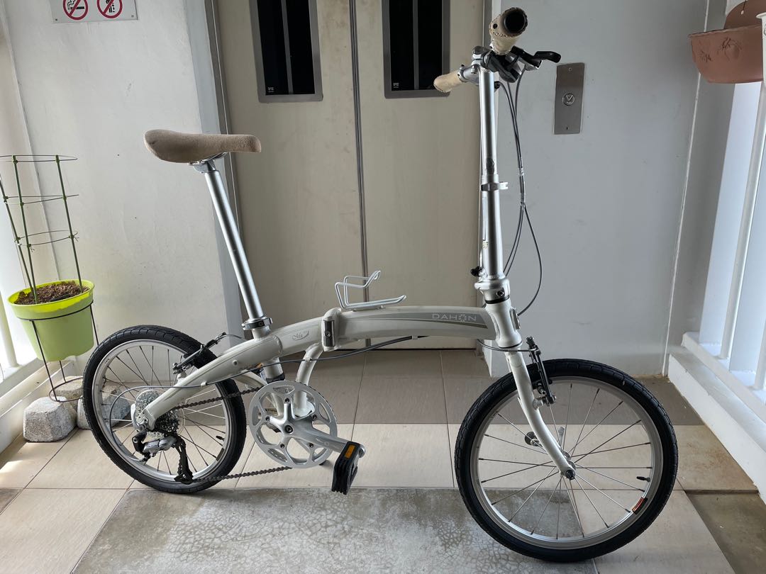 Dahon MU-P9 Folding Bicycle - White, Sports Equipment, Bicycles & Parts ...