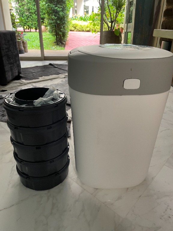 Diaper Bin Hygienic Tommee Tippee Sangenic Twist & Click Advanced Diaper Disposal Bin (6 ...