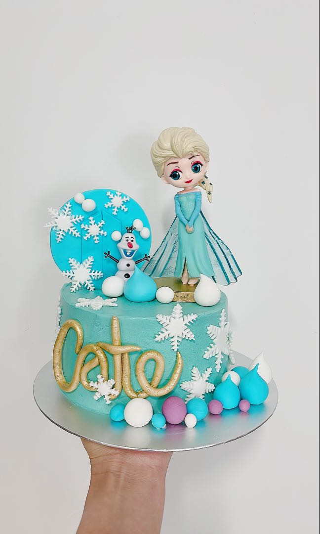 Elsa frozen, Food & Drinks, Homemade Bakes on Carousell