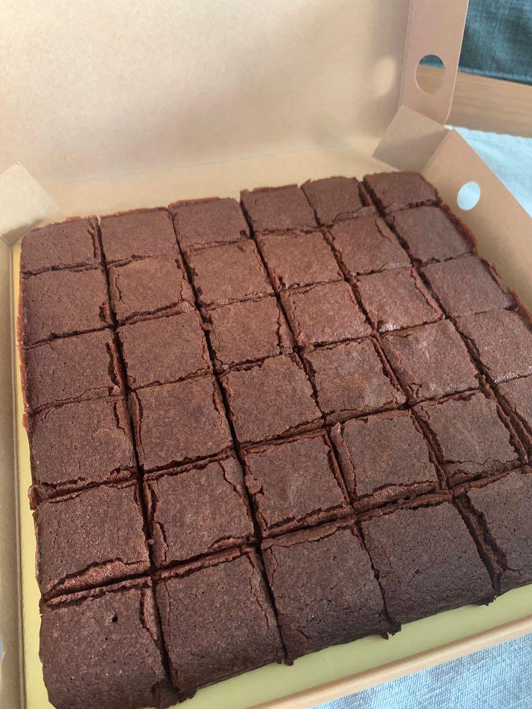 Halal Fudgy Brownies, Food & Drinks, Homemade Bakes on Carousell