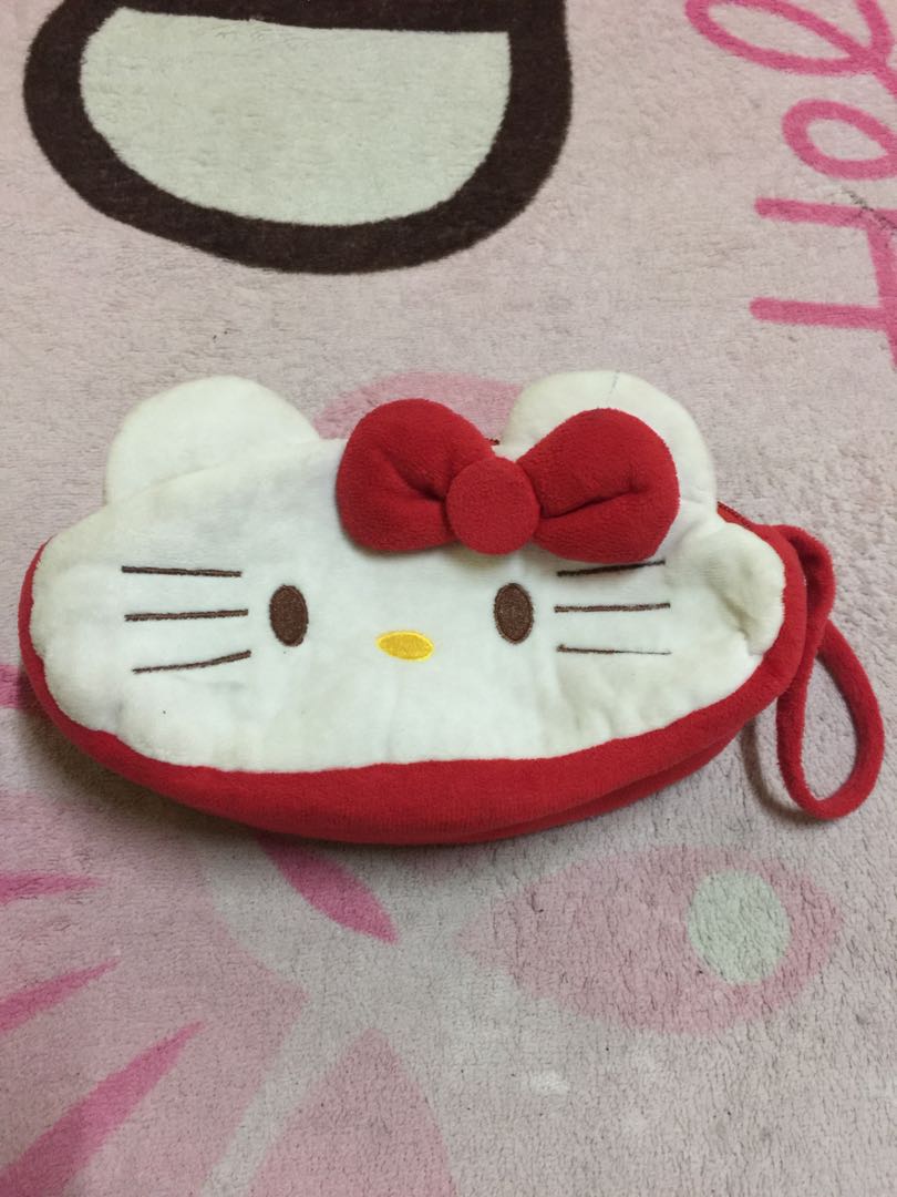 Hello Kitty Big Pouch Red, Women's Fashion, Bags & Wallets, Purses ...