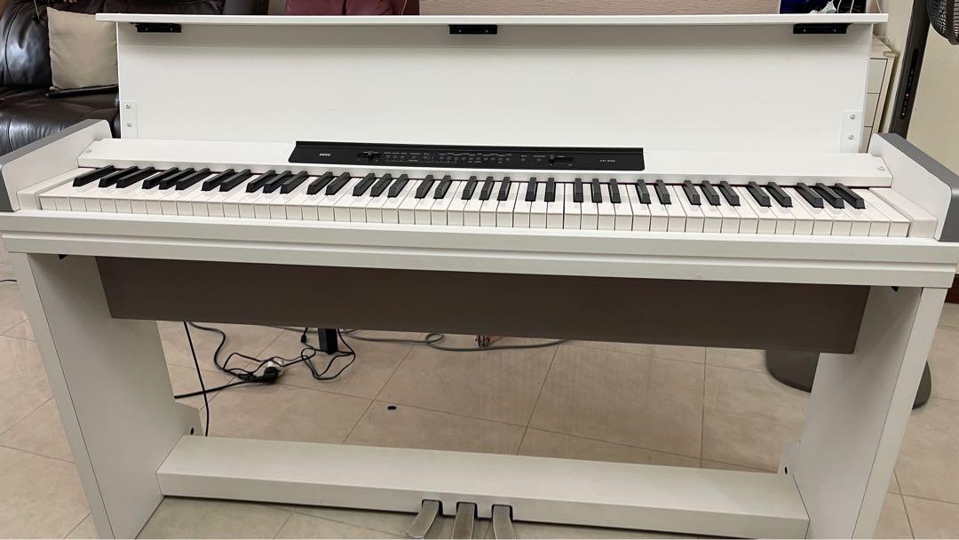Korg LP-350 Digital Piano, Hobbies & Toys, Music & Media, Musical ...