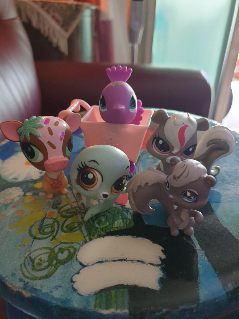 LPS trolley +5, Hobbies & Toys, Toys & Games on Carousell