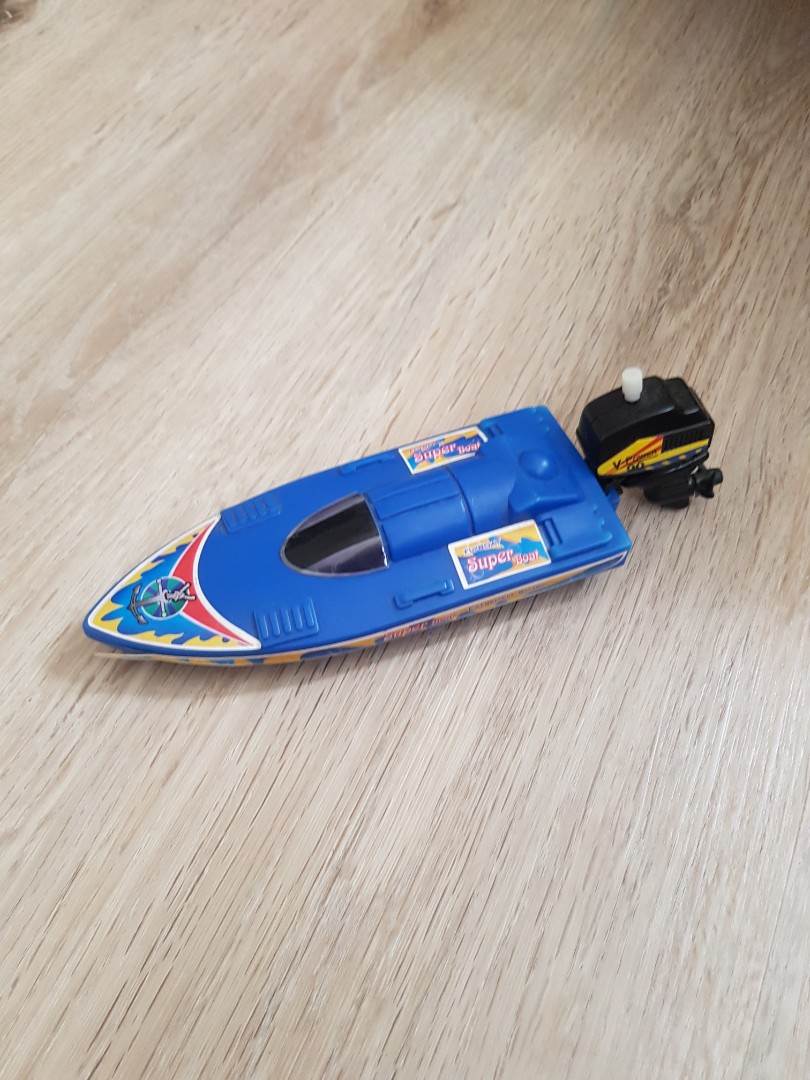 Mini speedboat, Hobbies & Toys, Toys & Games on Carousell
