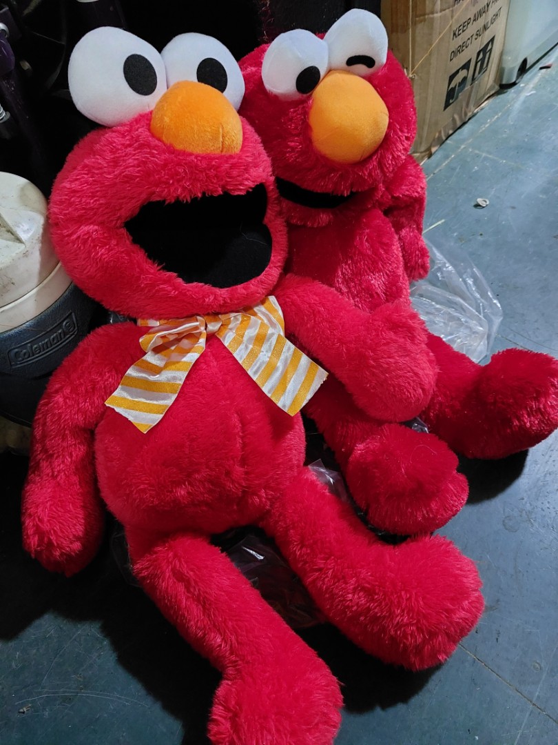 Original Elmo Sesame Street stuffed toys, Hobbies & Toys, Toys & Games ...