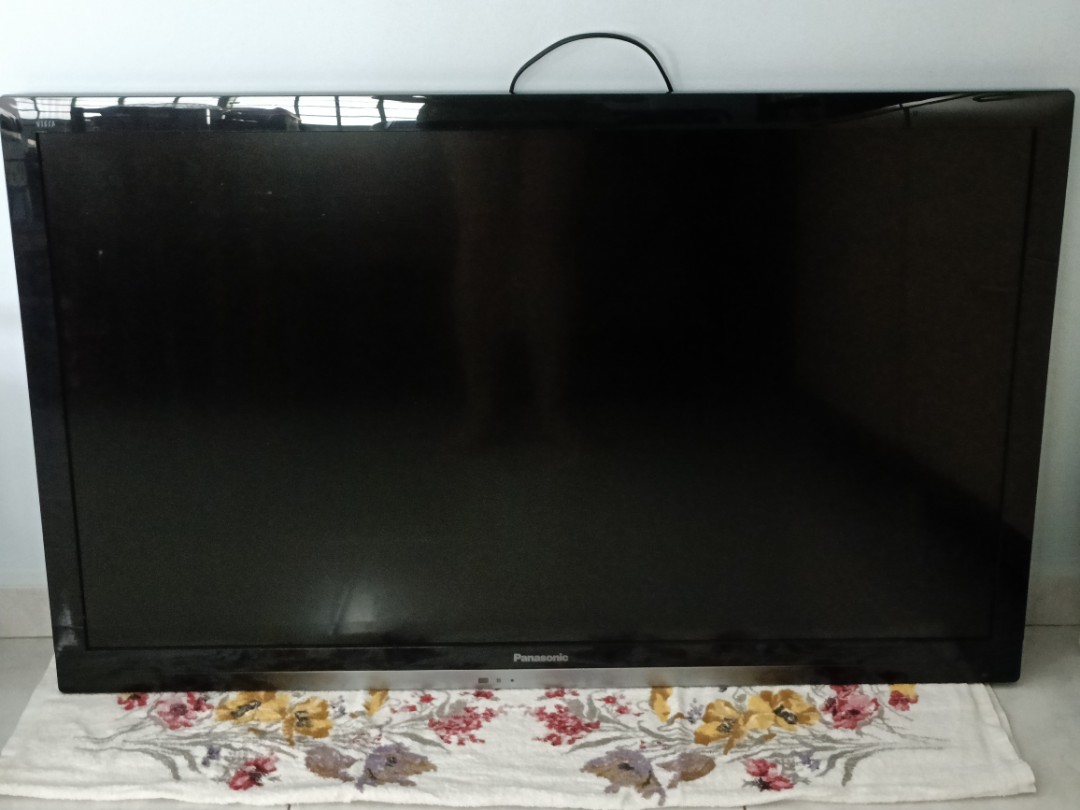 PANASONIC 43 INCH TV, TV & Home Appliances, TV & Entertainment, TV on ...