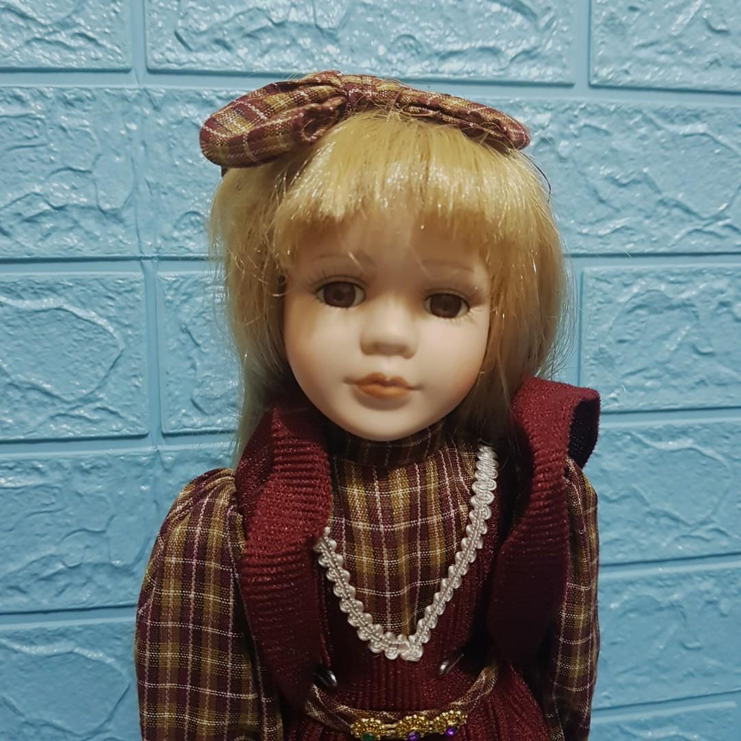 Vintage Porecelain Doll Antik Pajangan Di Carousell