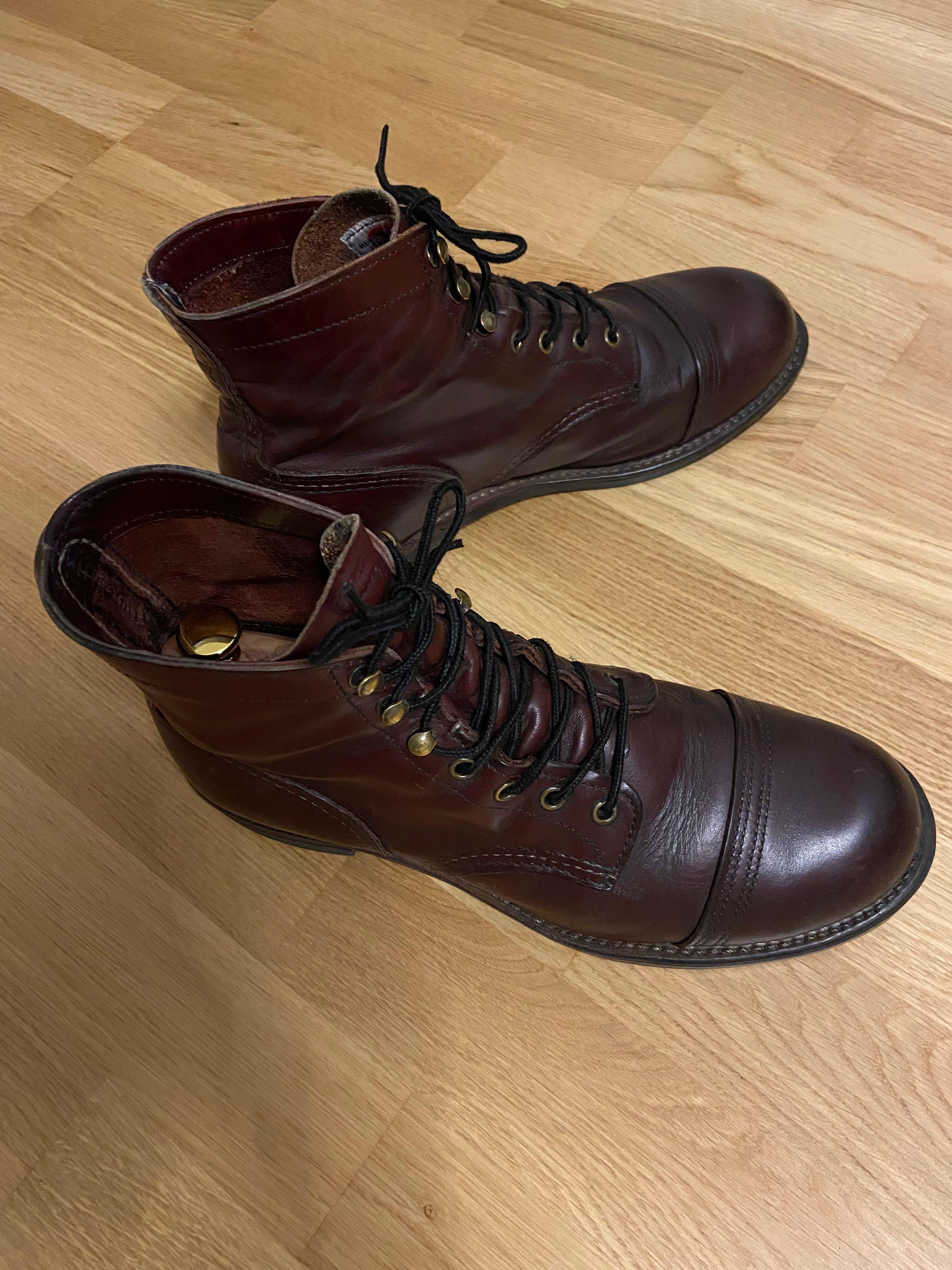 Red Wing 8119 Iron Ranger Oxblood for sale, Men's Fashion, Footwear ...