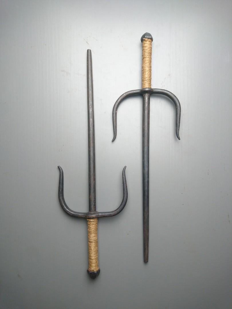 Tekpi Lama Sepasang, Hobbies & Toys, Collectibles & Memorabilia ...