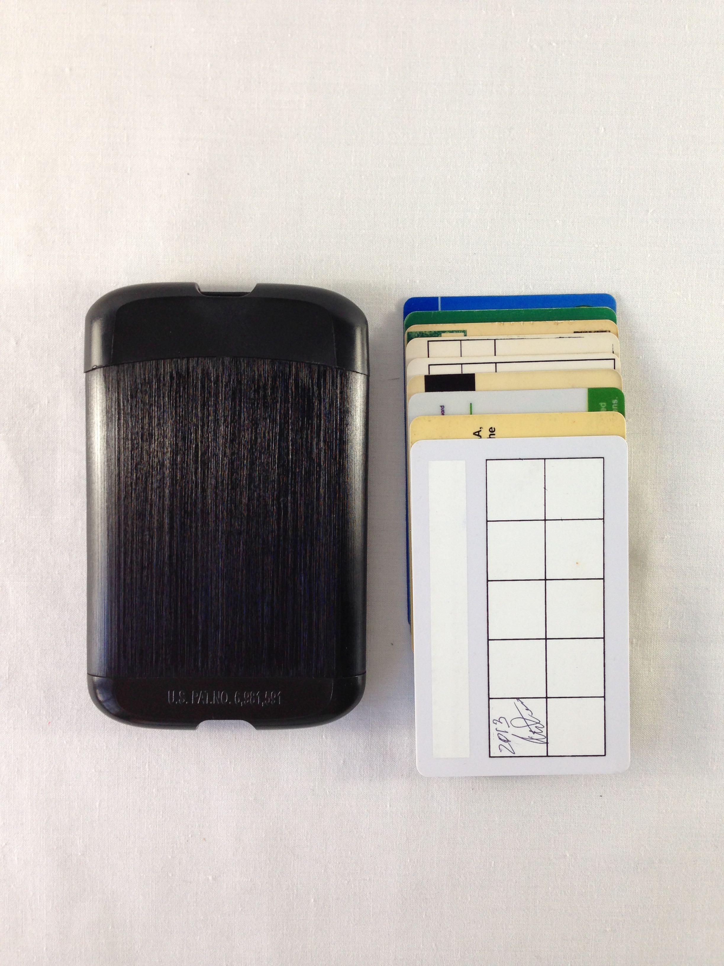 Umbra Bungee Black Card Holder Wallet, Women's Fashion, Bags & Wallets ...