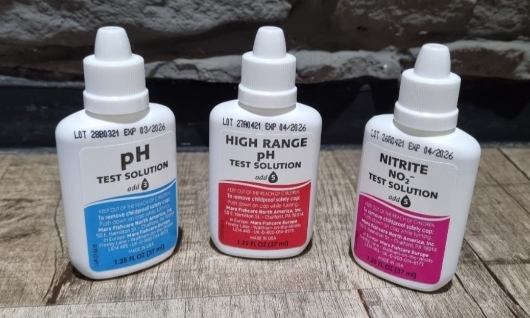 API Master Test Kit API pH High Range pH Nitrite Tester, Pet Supplies ...