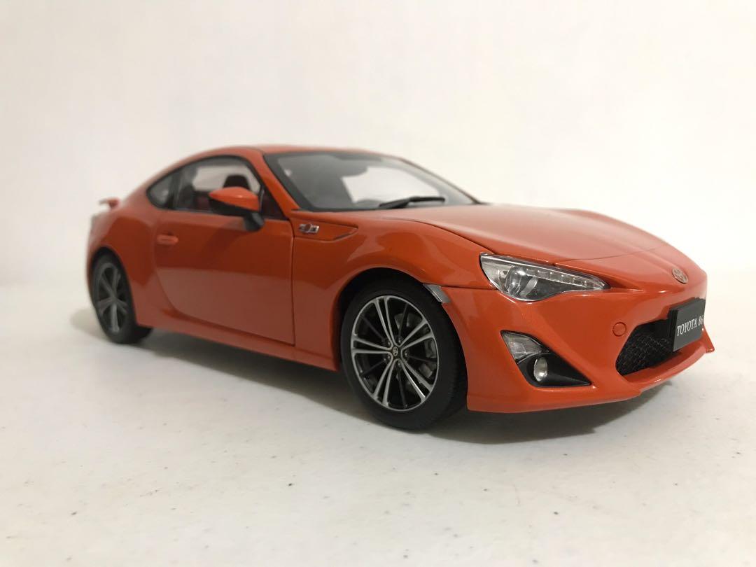 Autoart 1:18 Toyota 86, Hobbies & Toys, Toys & Games on Carousell