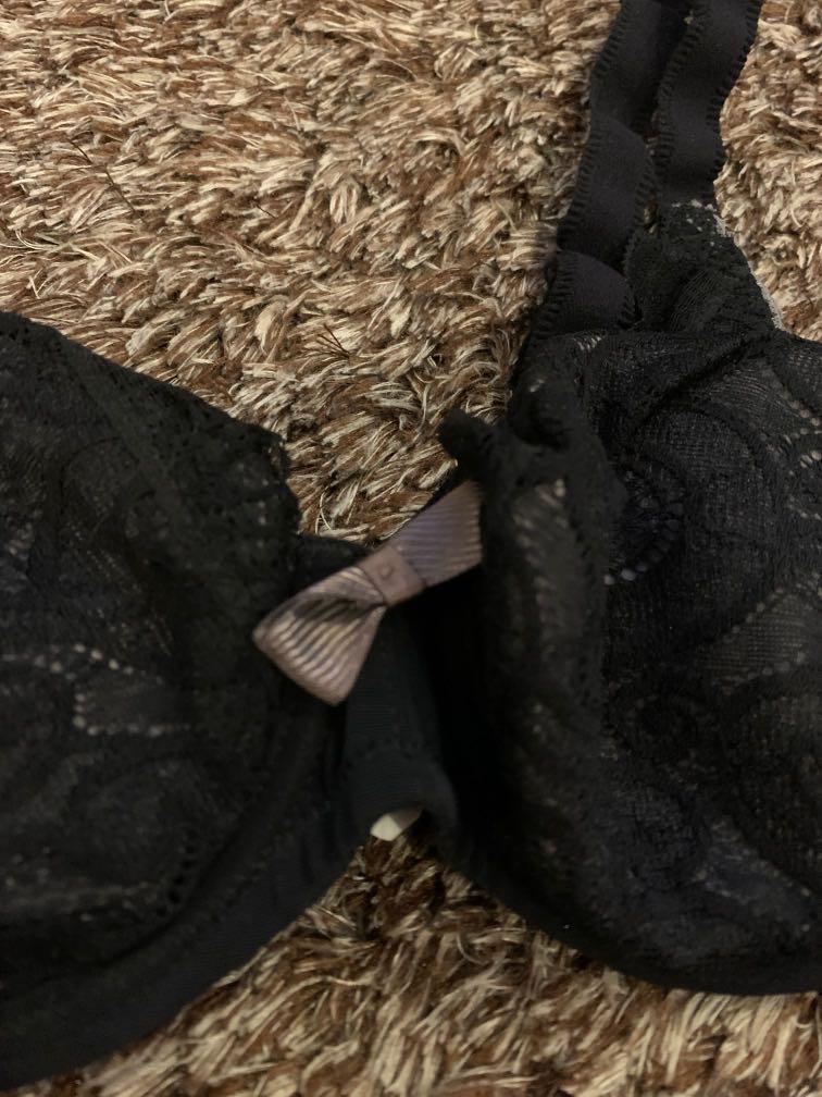 Branded lace bra size 75B, Women's Fashion, Undergarments & Loungewear ...