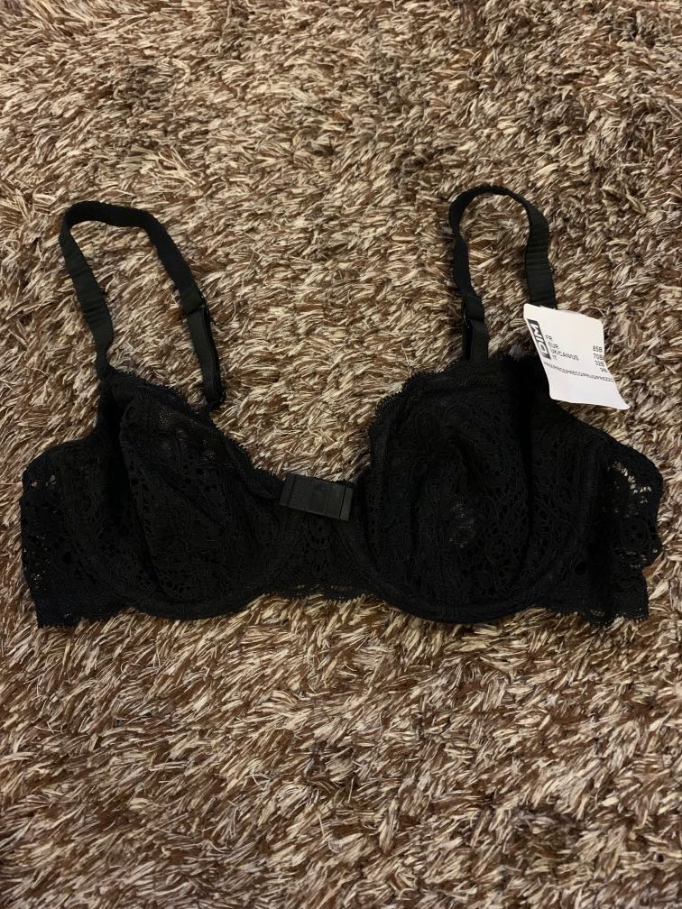 Branded lace UW bra size 32B, Women's Fashion, Undergarments ...