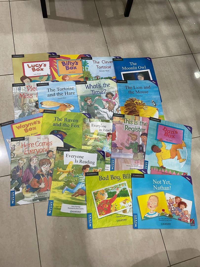 Cambridge readers level 2, Hobbies & Toys, Books & Magazines, Fiction ...