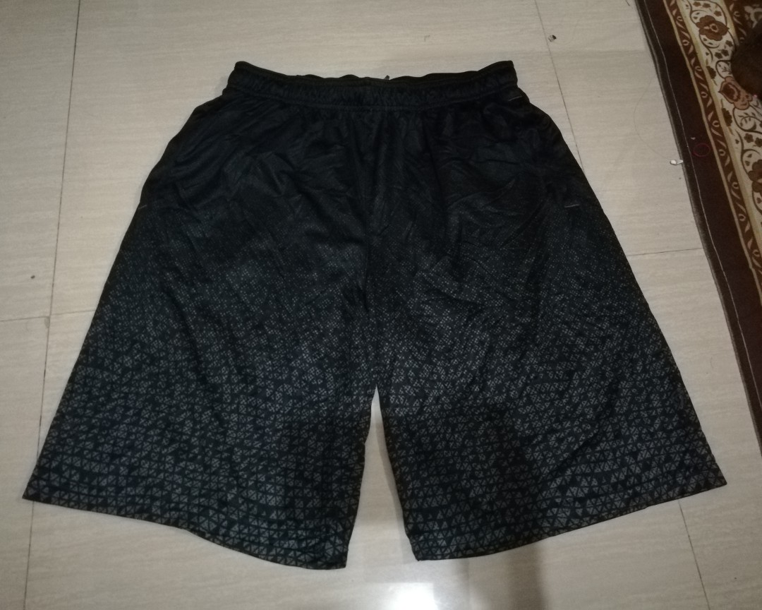 Champion dri fit short, Men's Fashion, Bottoms, Shorts on Carousell