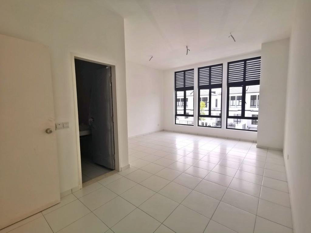 DOUBLE STOREY GRAHAM GARDEN ECO GRANDEUR PUNCAK ALAM, Property, For ...