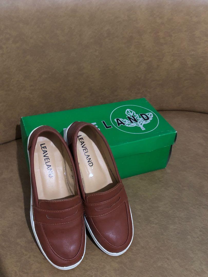 Leaveland loafer shoes, Women's Fashion, Footwear, Loafers on Carousell