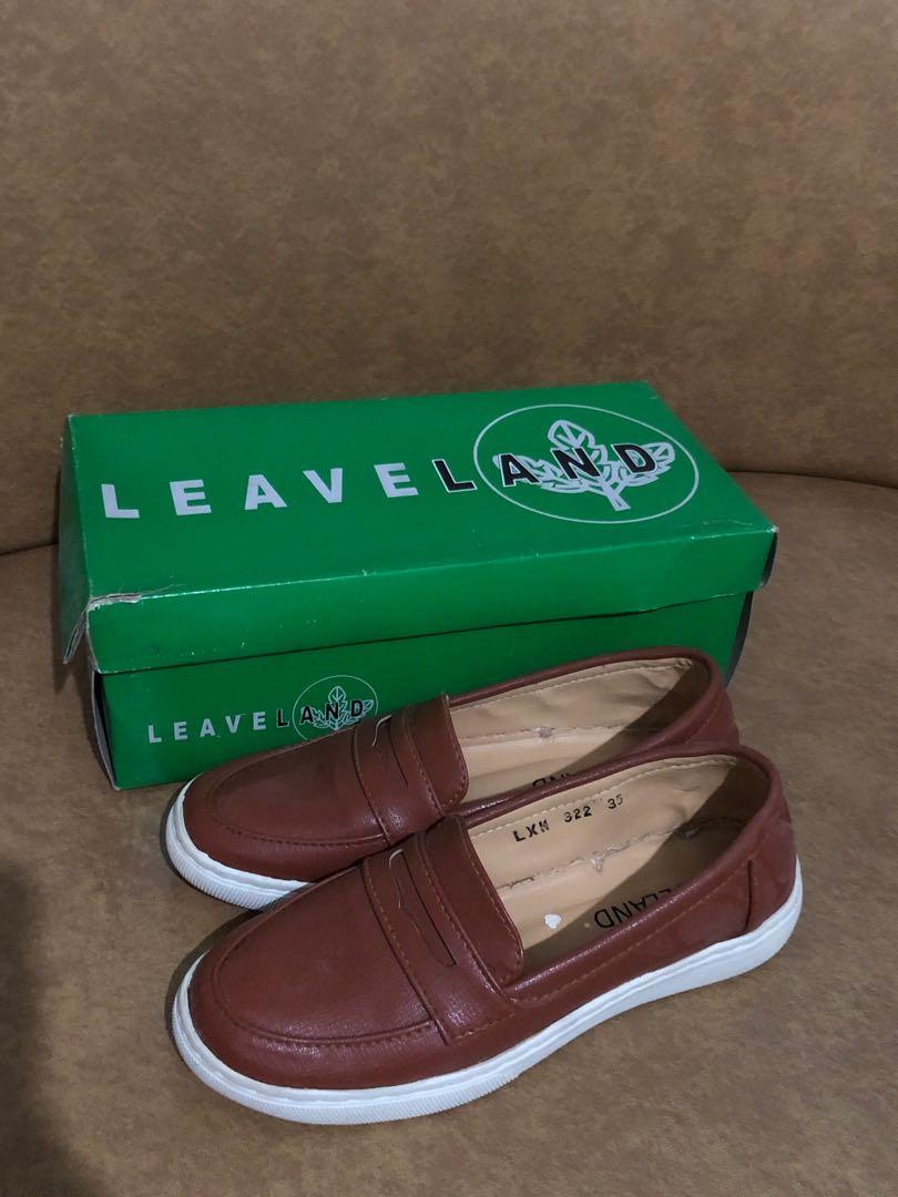 Leaveland loafer shoes, Women's Fashion, Footwear, Loafers on Carousell