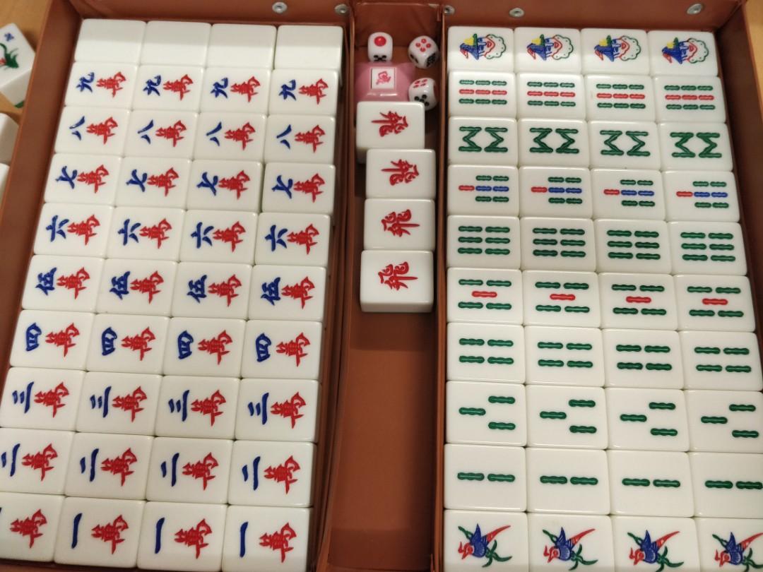Mahjong Set A1 as good as new, Hobbies & Toys, Toys & Games on Carousell
