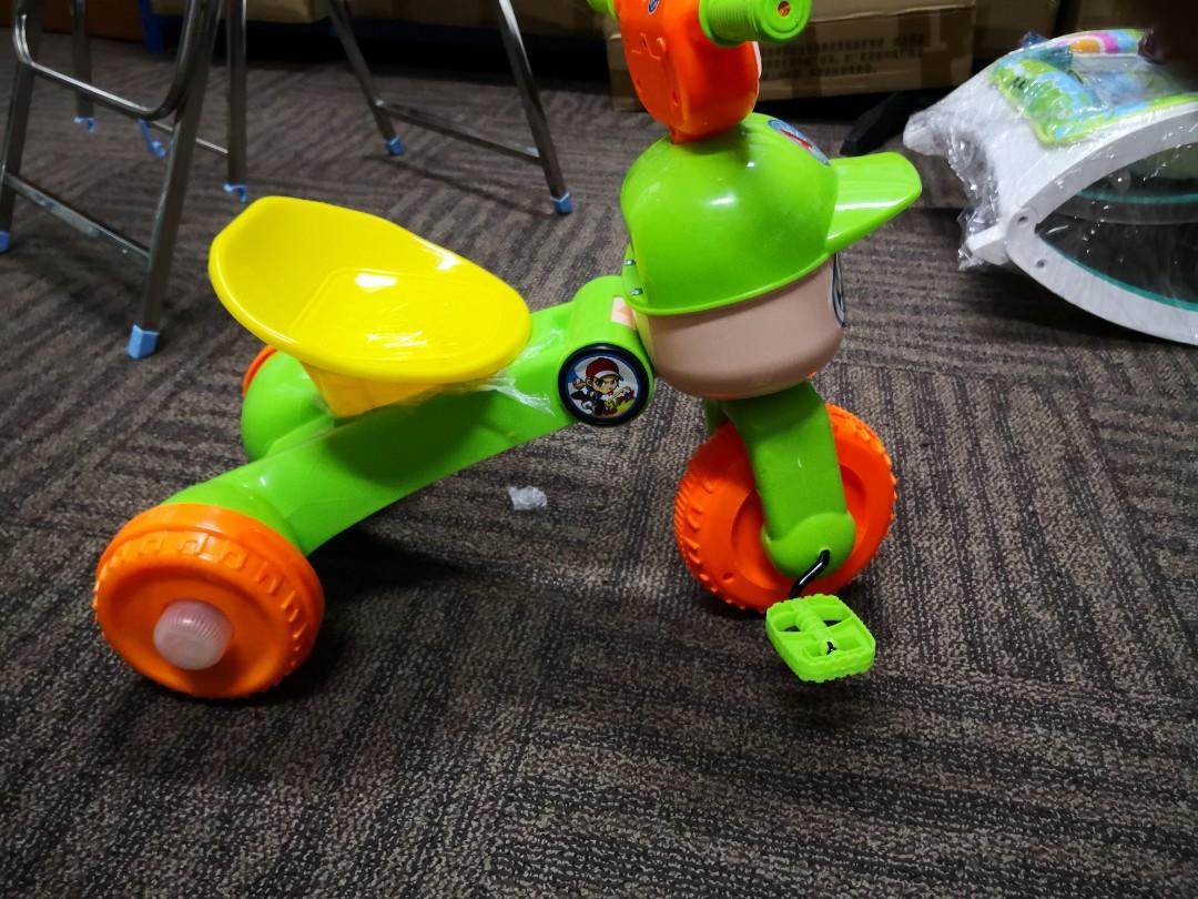 Toddlers and kids first trike, Babies & Kids, Infant Playtime on Carousell