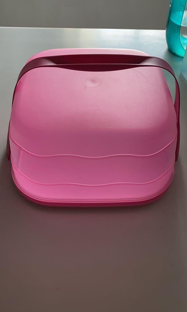 Tupperware Cake Carrier, Furniture & Home Living, Kitchenware ...